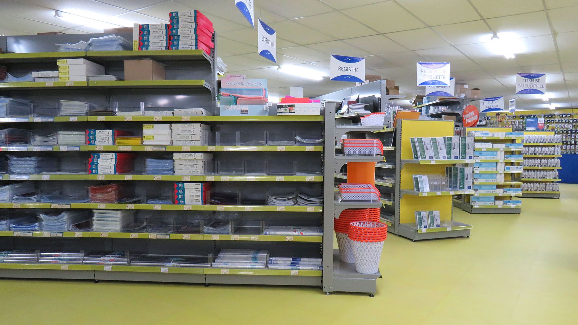 Agencement de magasin et mobilier professionnel | Tilt' Équipement